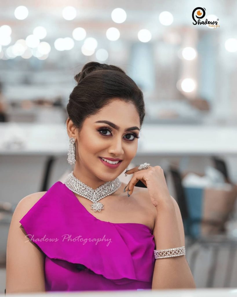 Aayutha Ezhuthu Serial actress Sreethu Nair's Latest Photos - ஆயுத ...