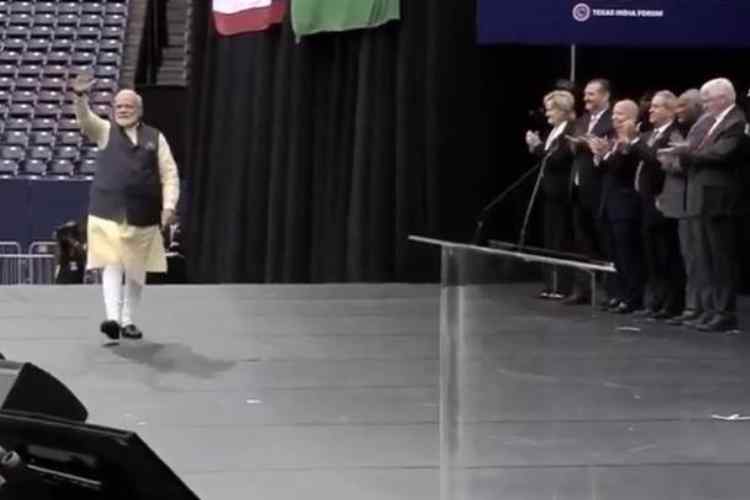 Howdy Modi Narendra Modi Article 370 : Move on article 370 troubled ...