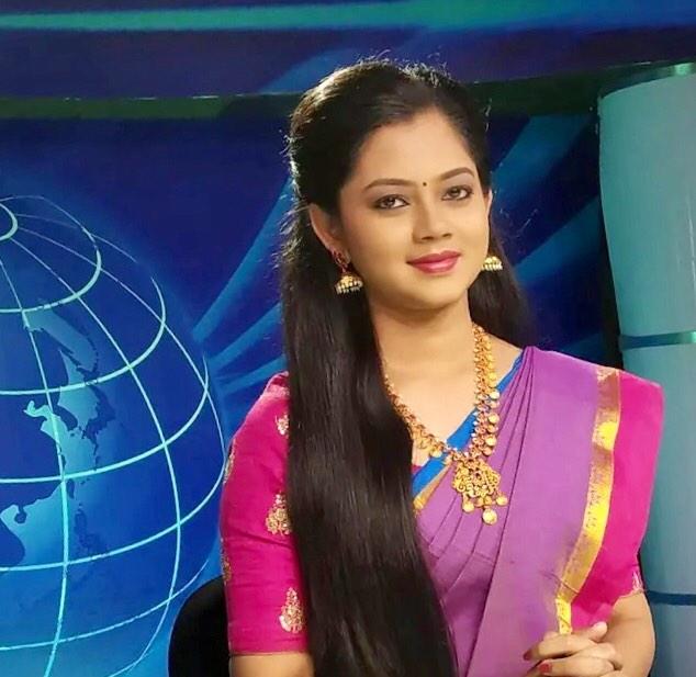 sun tv anitha sampath sun tv news anchor anitha sampath anchor anitha ...