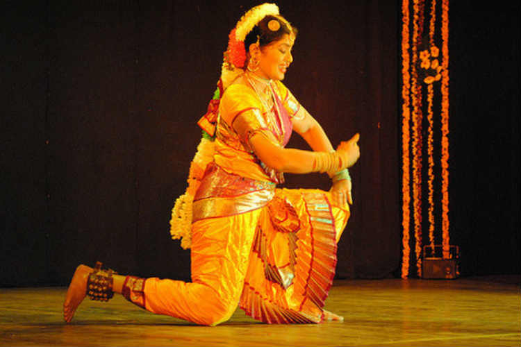 Serial Artist Sudha Chandran's Inspiration story - காலை இழந்தபோதும் ...